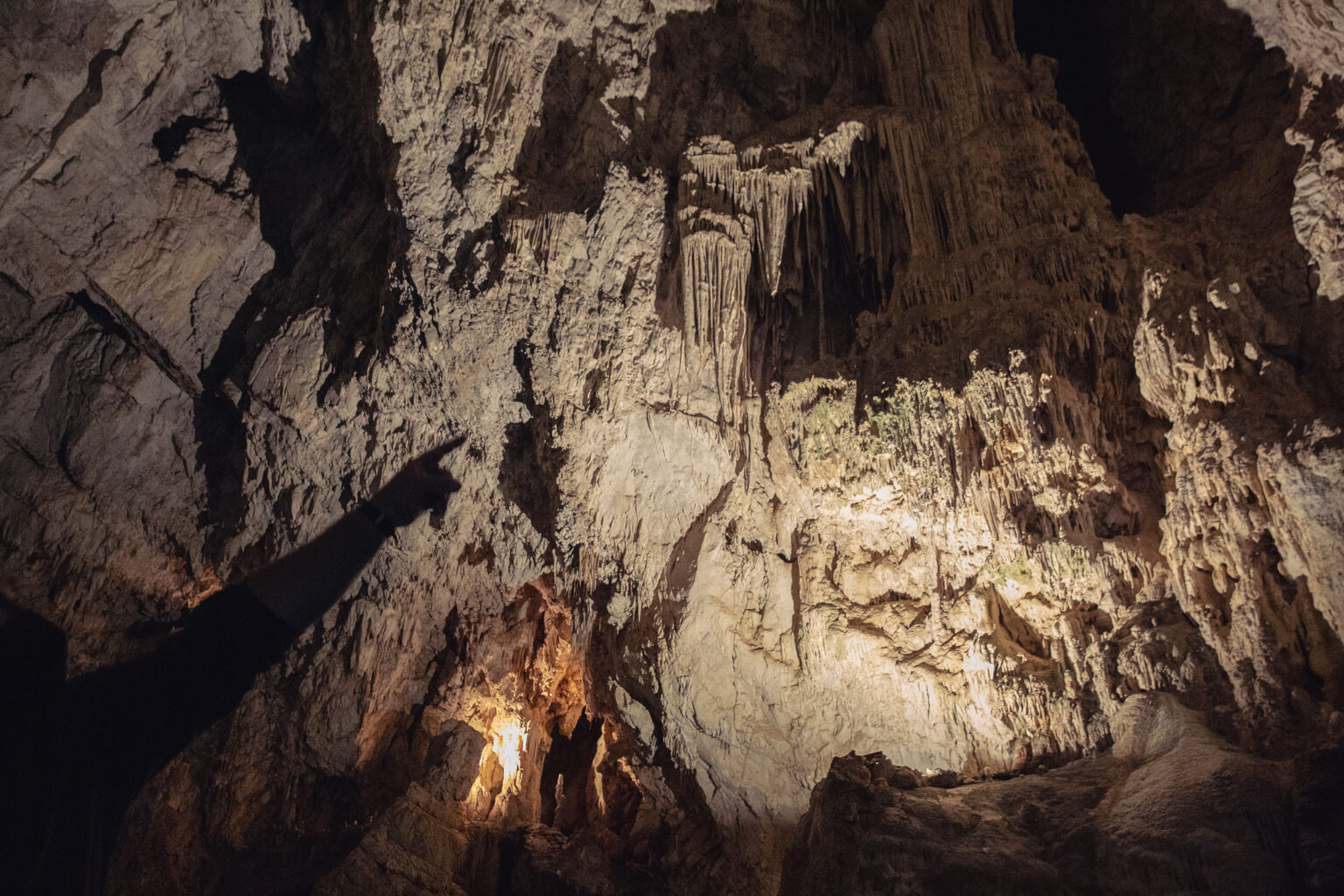 THE EMERALD GROTTO: the most mysterious place along the Amalfi Coast ...